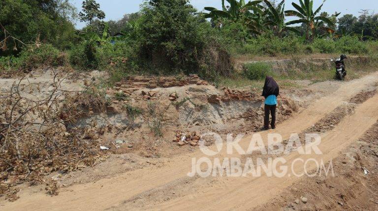 Diduga Area Bekas Pemukiman Majapahit, Ditemukan di Lokasi Tambang ... Diduga Area Bekas Pemukiman Majapahit, Ditemukan di Lokasi Tambang ...